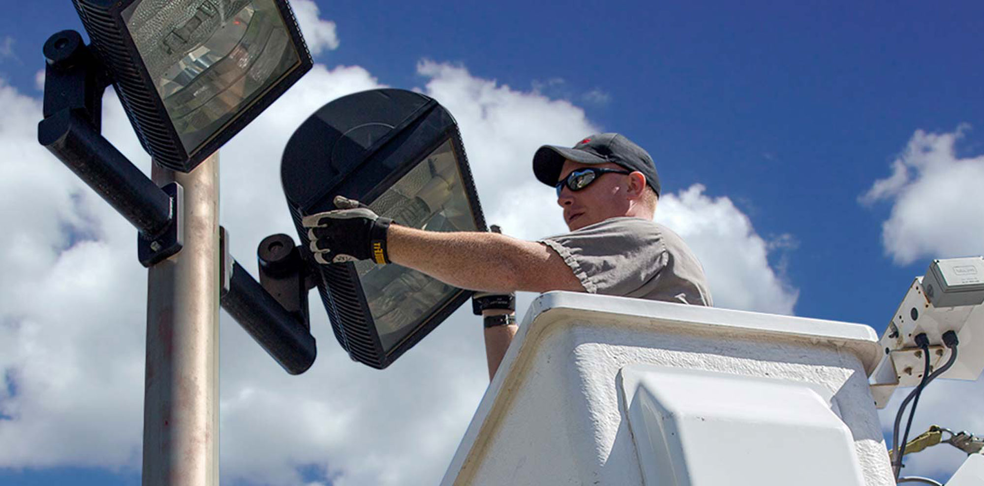 Pole Lighting - Select Electrical